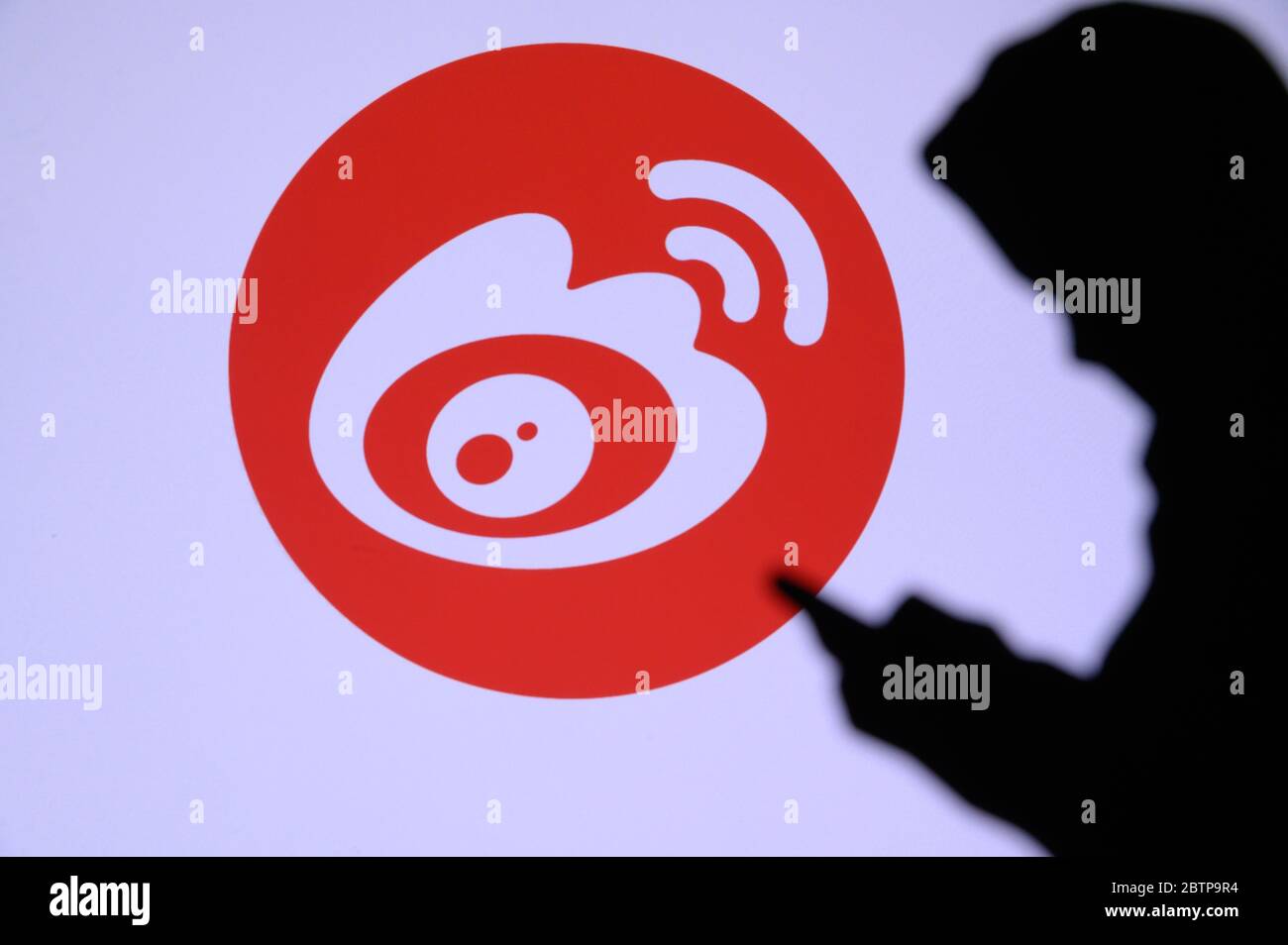 NEW YORK, USA, 25. MAY 2020: Sina Weibo Chinese microblogging website ...