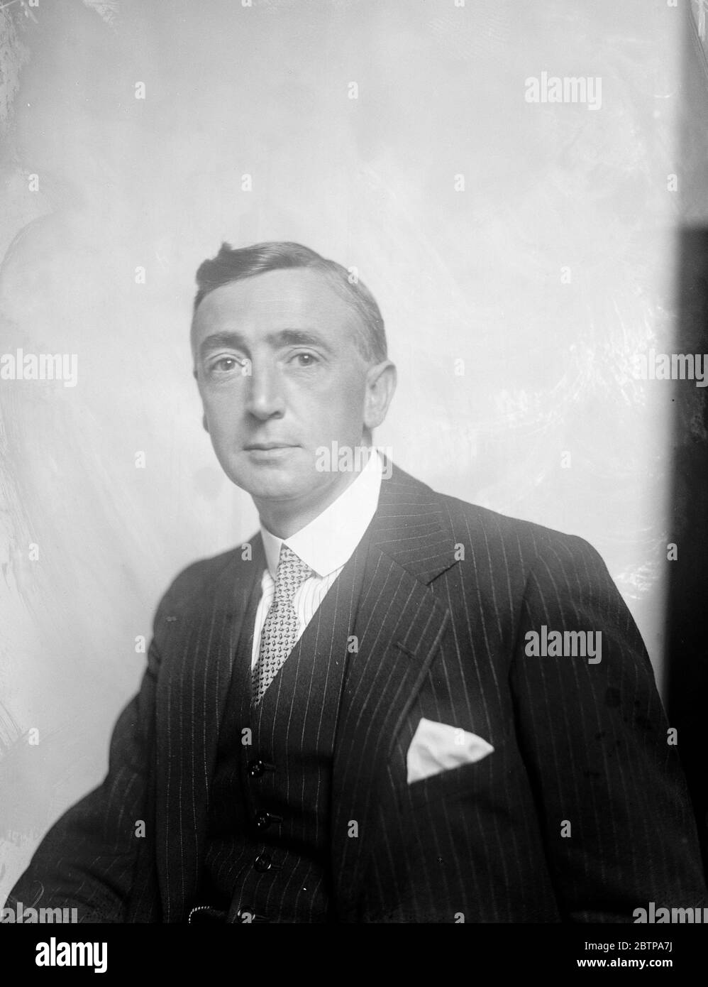 Mr g h hart hi-res stock photography and images - Alamy