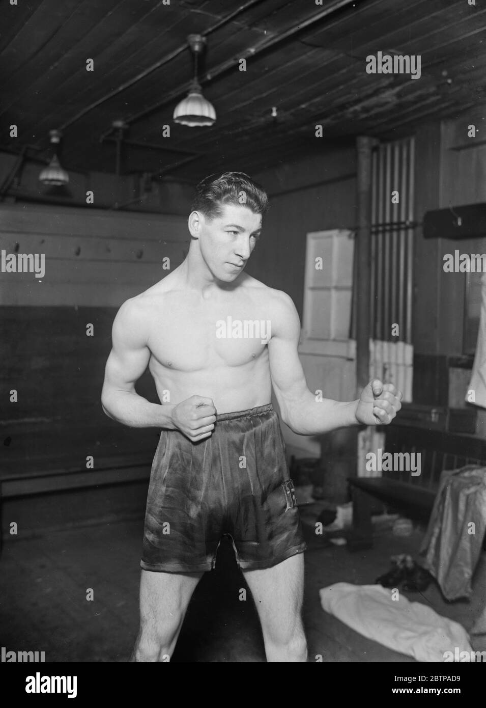 Well known boxers . Len Harvey . 1 February 1929 Stock Photo - Alamy