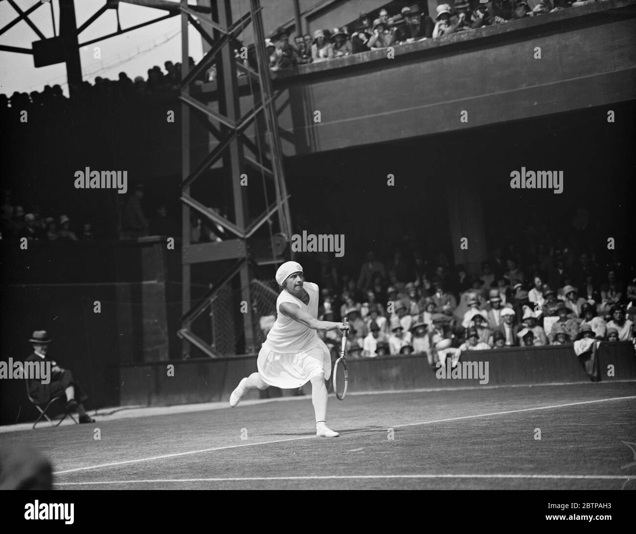 Tennis championships at Wimbledon . Mrs Bundy in play . 29 May 1929 ...