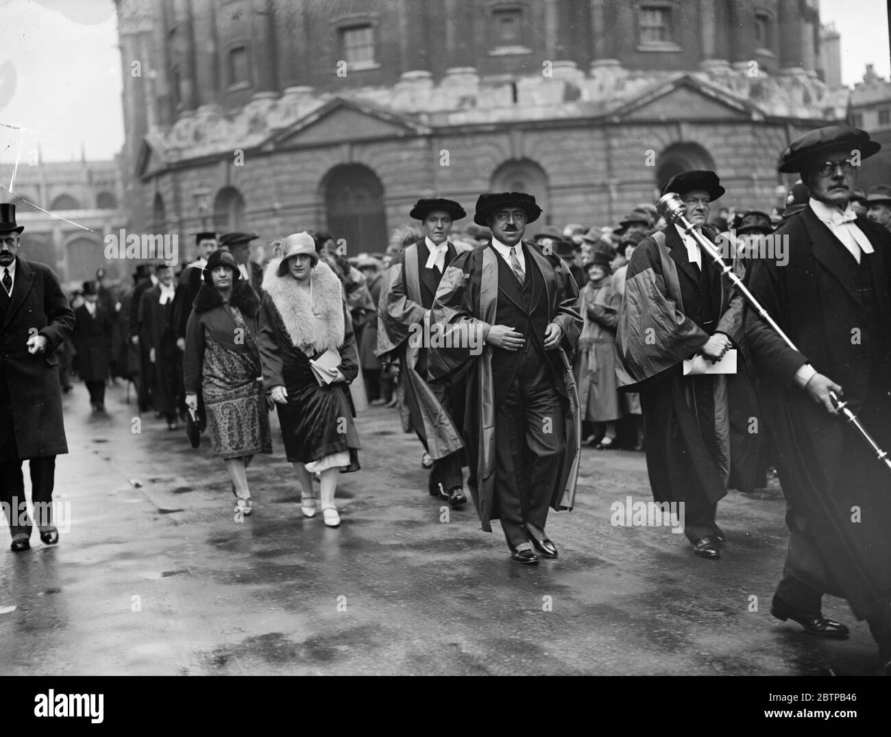 Amanullah hi-res stock photography and images - Alamy