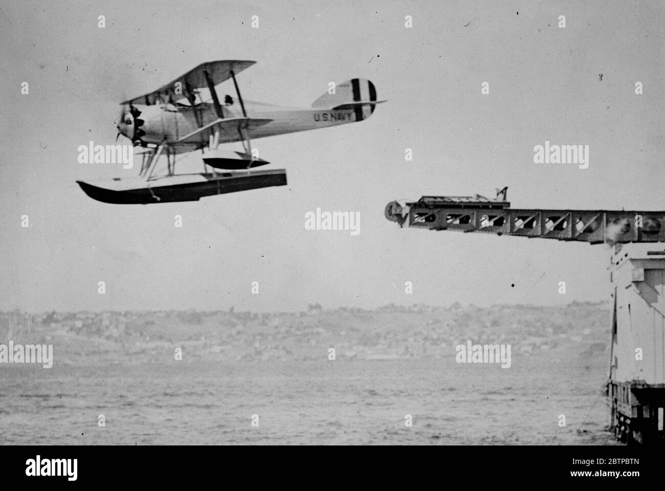 Catapult scout hi-res stock photography and images - Alamy