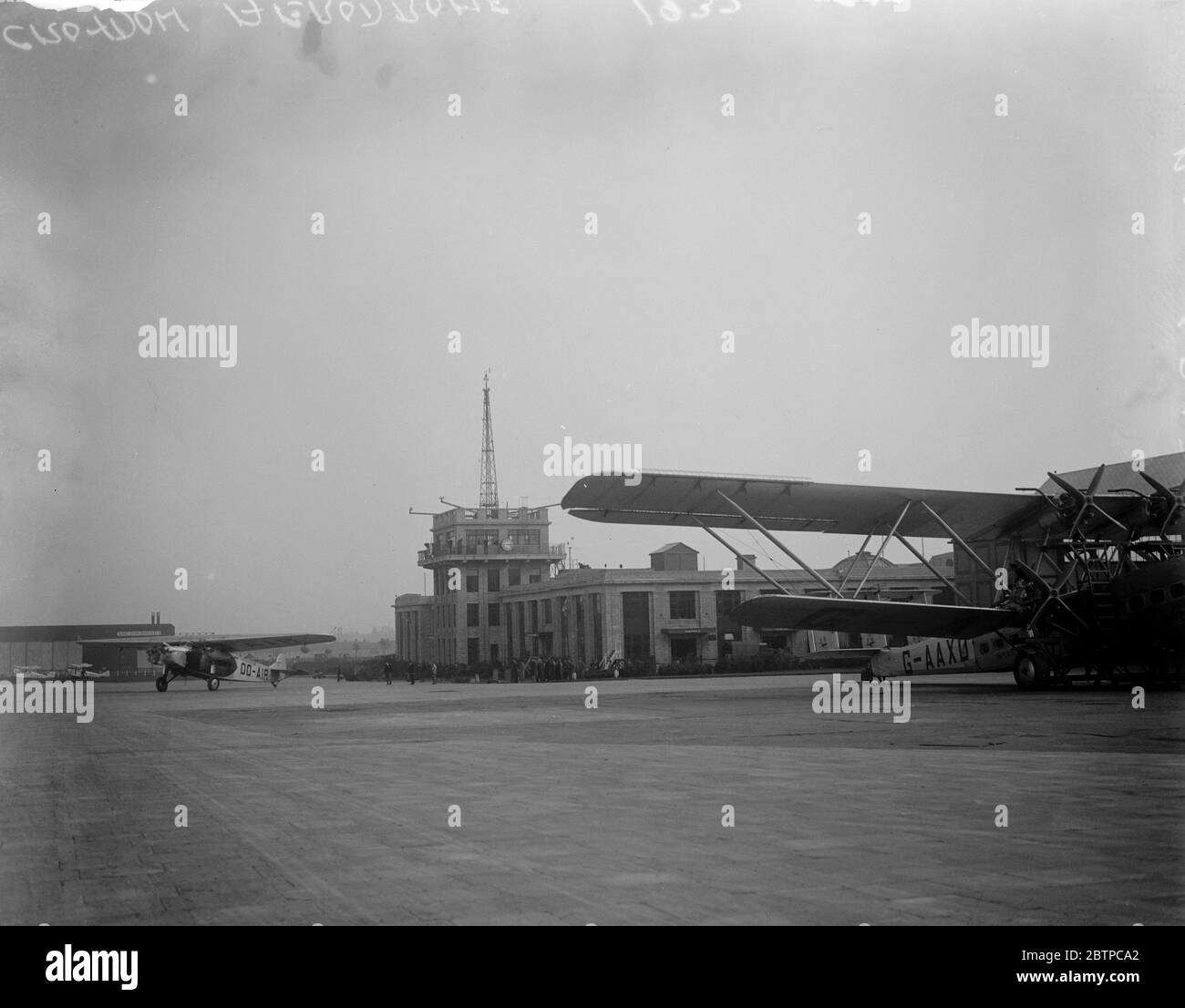 Croydon Airport Black and White Stock Photos & Images - Alamy