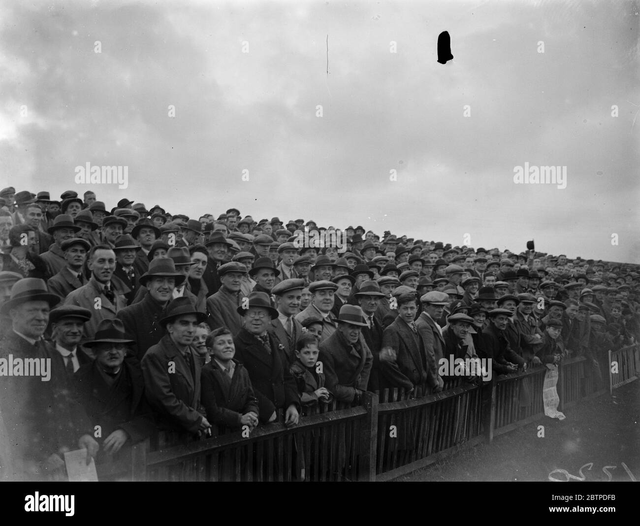 Football . Crowd . 1934 Stock Photo - Alamy