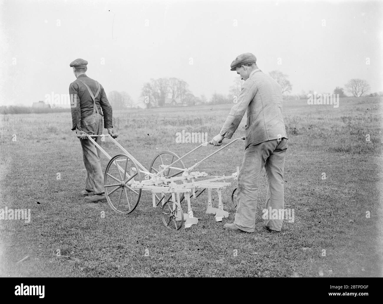 Miller Wheels Utility Drill . 1934 Stock Photo - Alamy