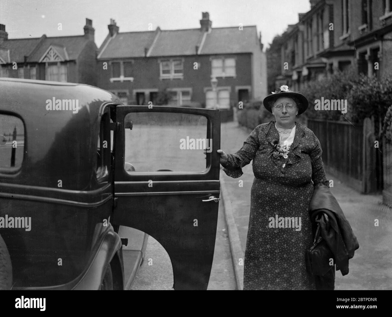 Mrs Andrew , Sidcup . 1937 Stock Photo - Alamy