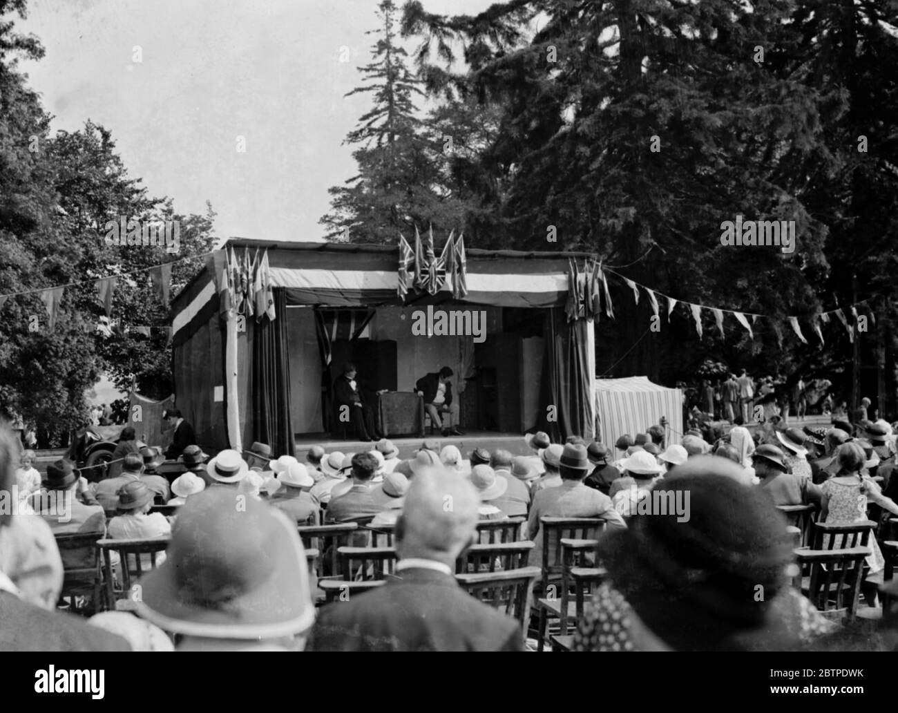 Her entertainment Black and White Stock Photos & Images - Alamy