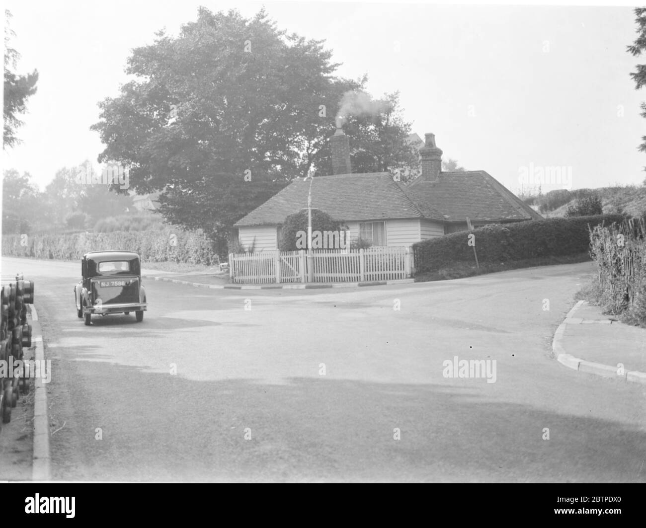 Toll gate historical Black and White Stock Photos & Images - Alamy