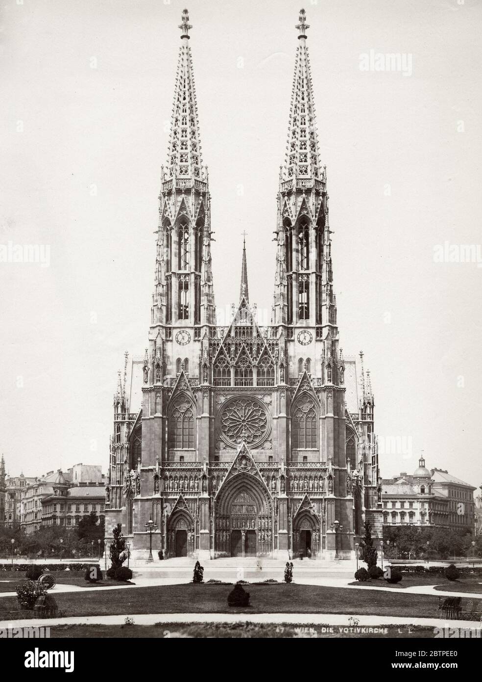 19th century victorian gothic architecture hi-res stock photography and ...