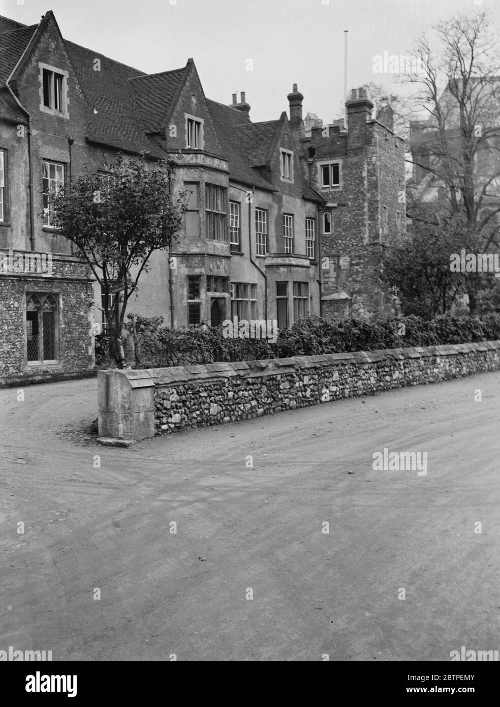 Deanery hi-res stock photography and images - Alamy