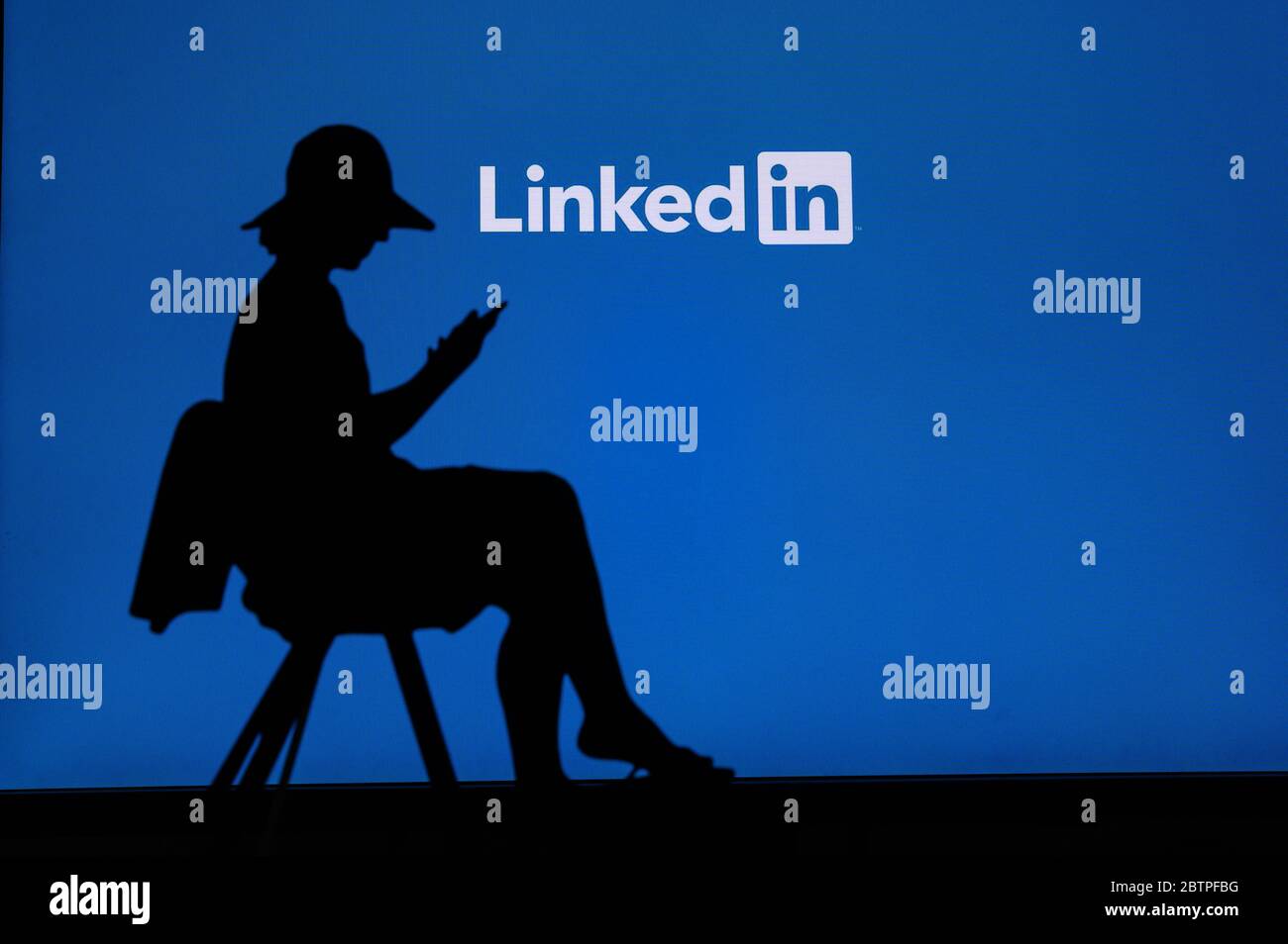 NEW YORK, USA, 25. MAY 2020: Linkedin business and employment-oriented ...