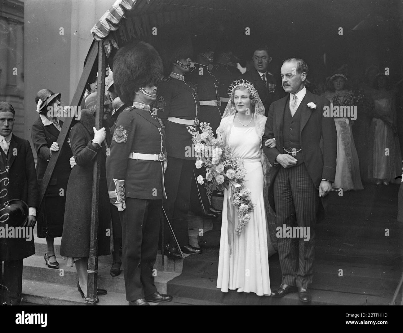 Colonel grenadier guards hi-res stock photography and images - Alamy