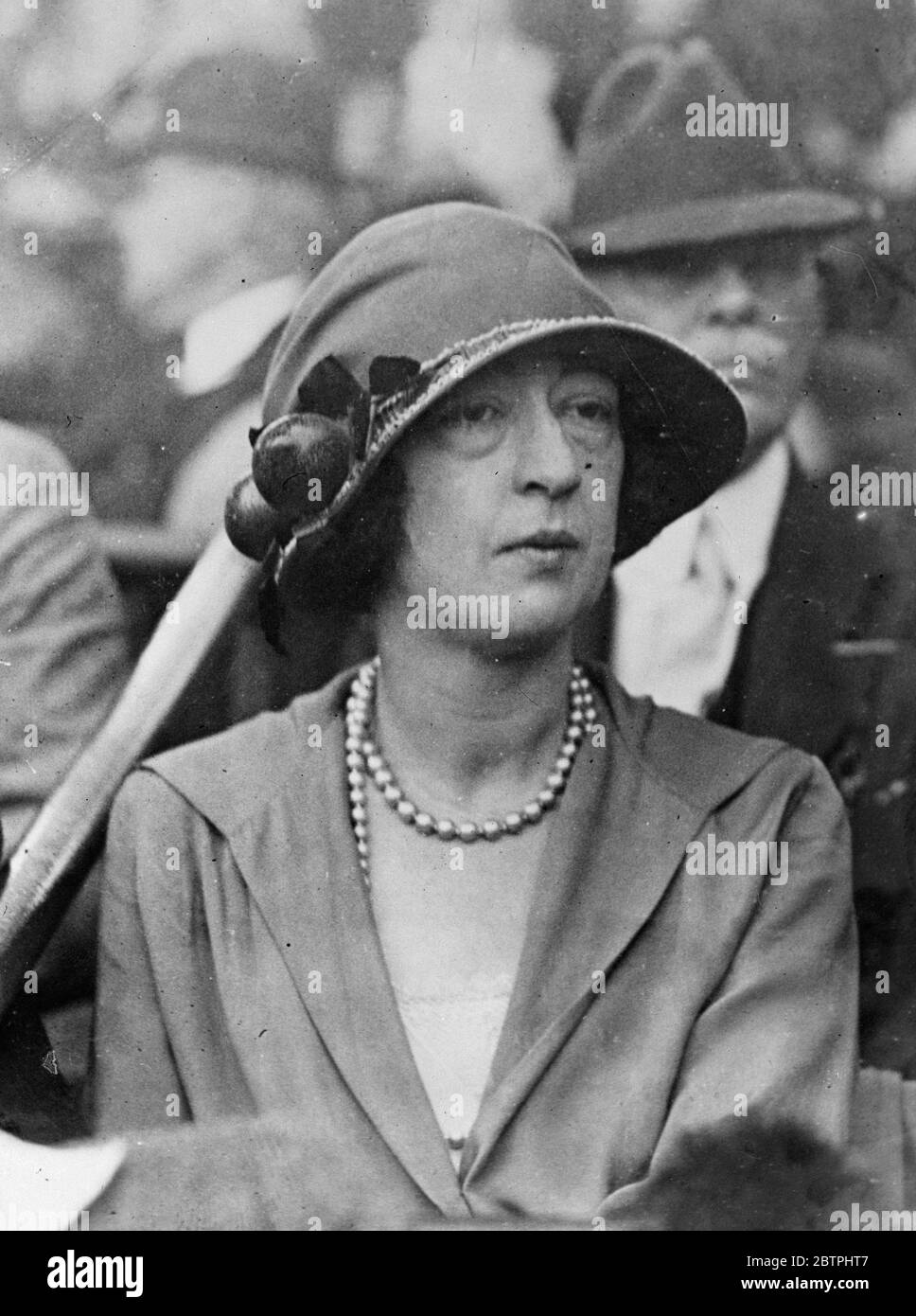 Portrait of unidentified woman hi-res stock photography and images - Alamy