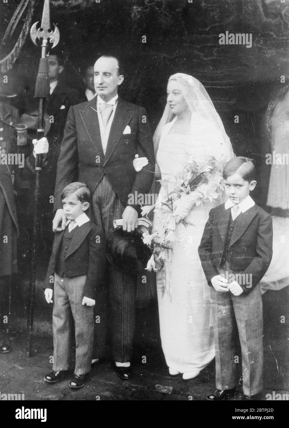 Famous French airmen weds . M Michel Detroyat , the famous French ...