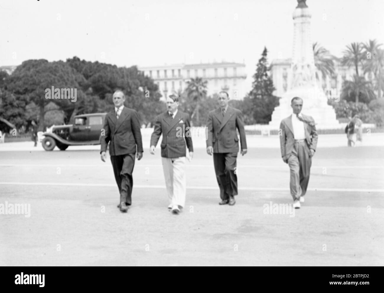 Hitler body hi-res stock photography and images - Alamy