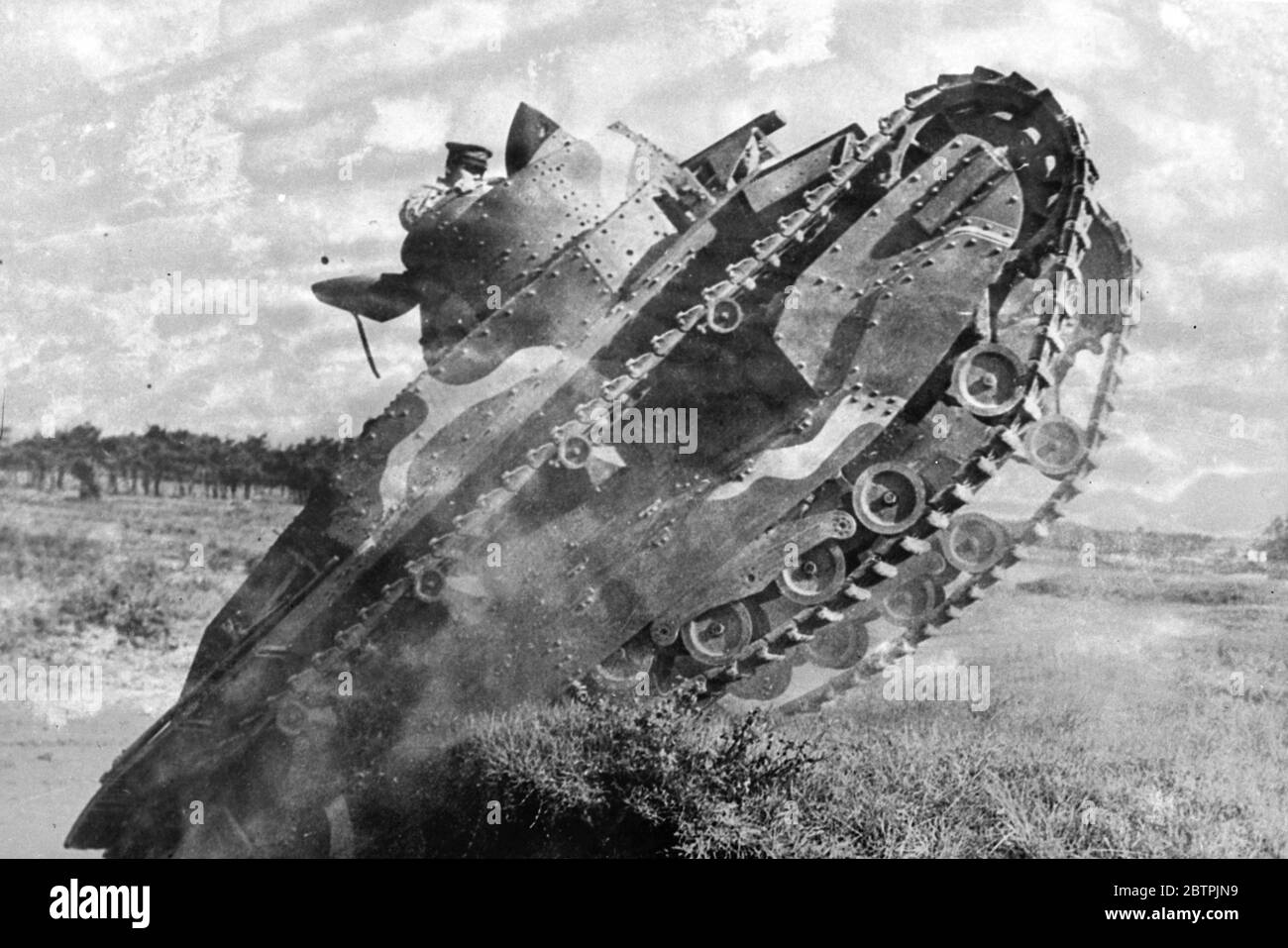 Japanese tank hi-res stock photography and images - Alamy