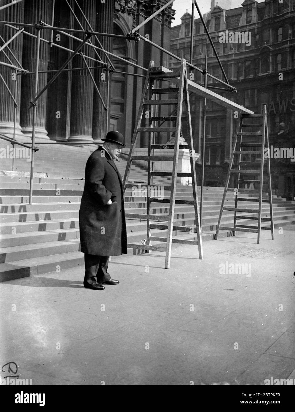 Lord Derby April 1936 Stock Photo - Alamy