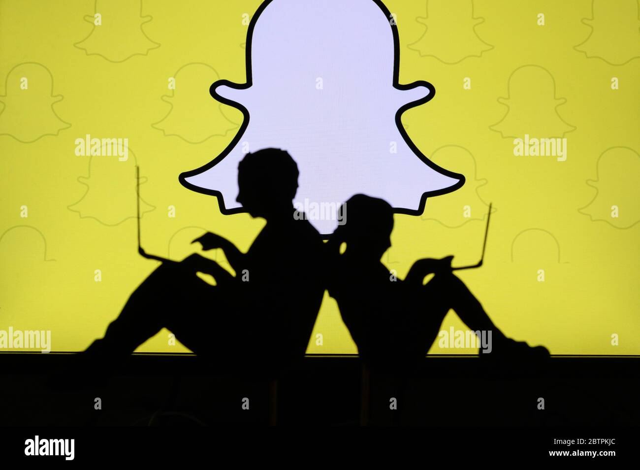 NEW YORK, USA, 25. MAY 2020: Snapchat multimedia messaging app Children ...