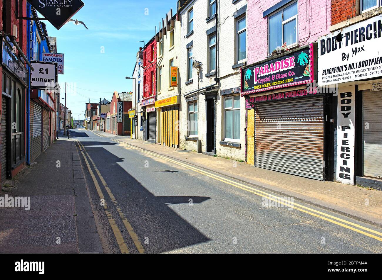 Blackpool shops closed hi-res stock photography and images - Alamy