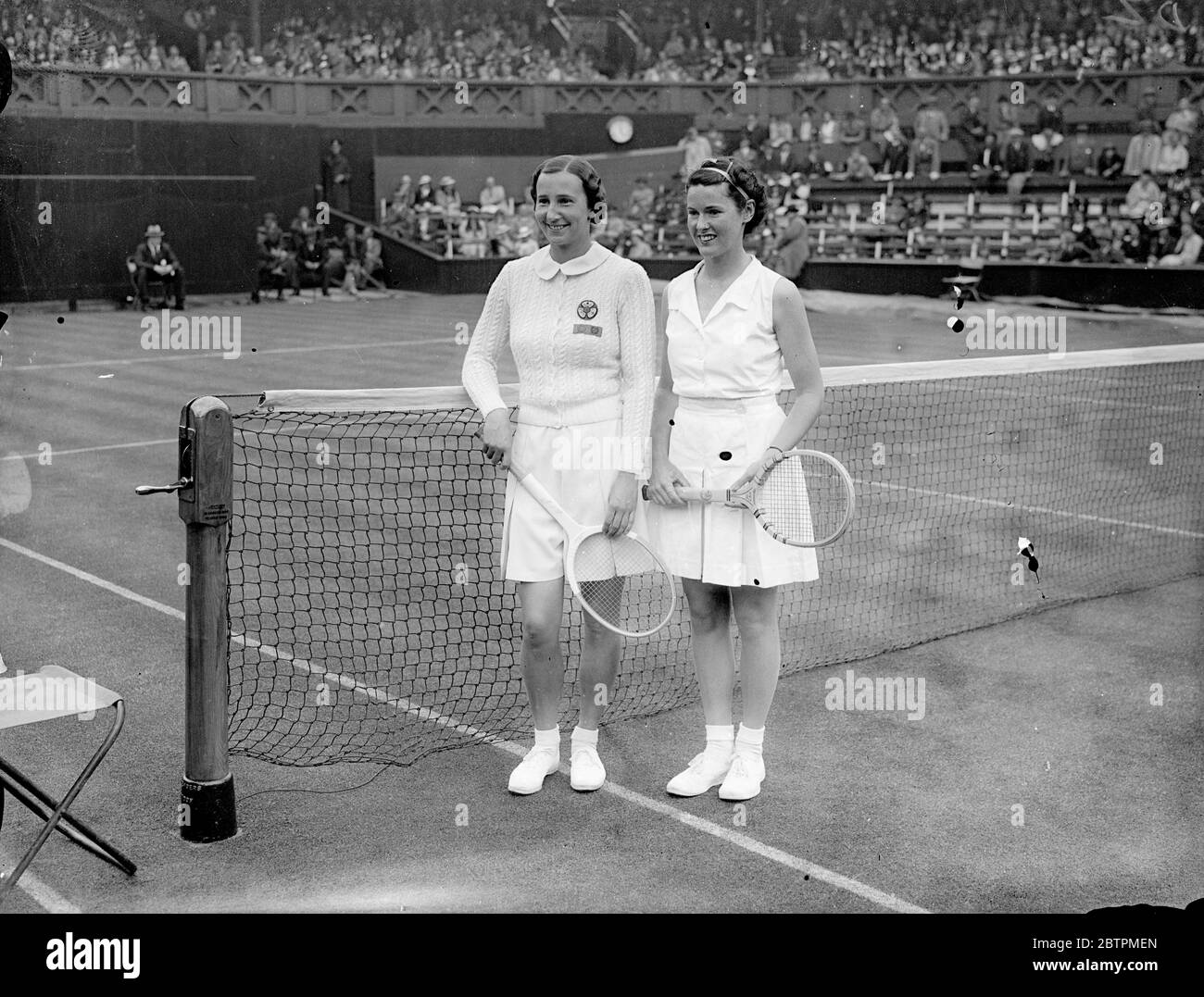 Smiles before the match . Dorothy Round meets Mrs Fabyan in WIghtman ...