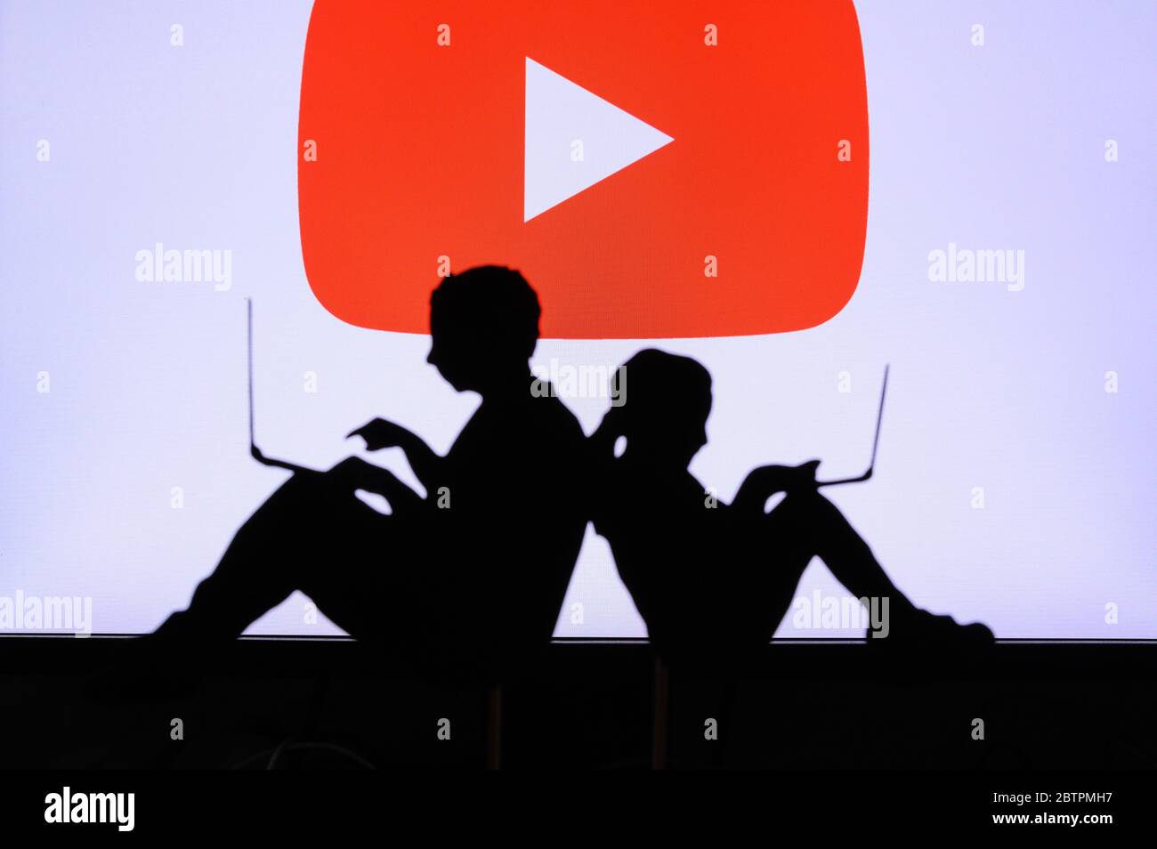 NEW YORK, USA, 25. MAY 2020: YouTube online video-sharing platform ...