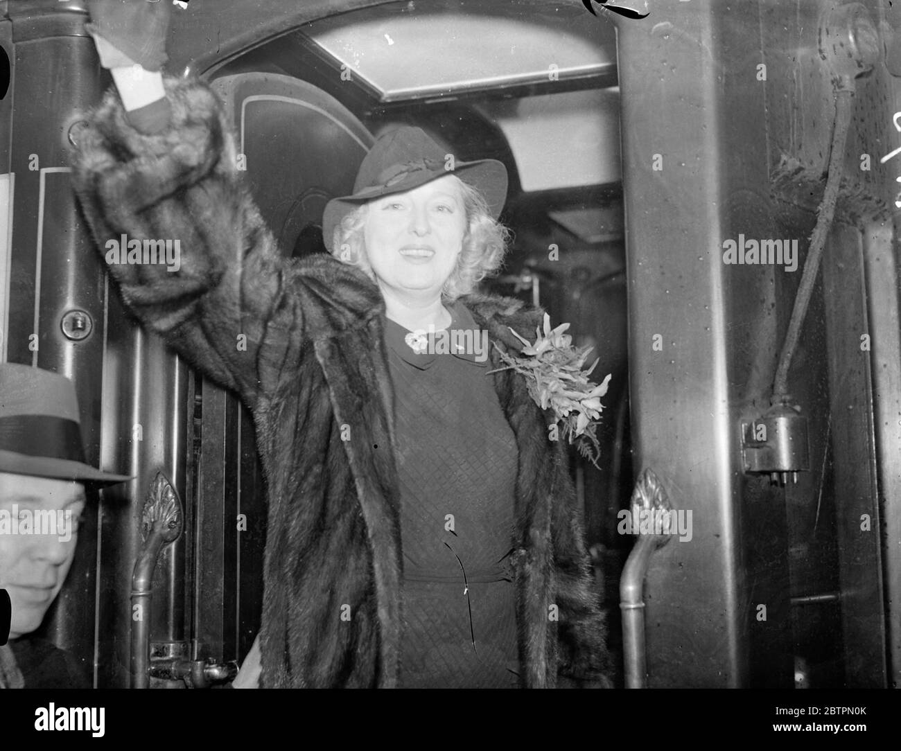 Goodbye at train station Black and White Stock Photos & Images - Alamy
