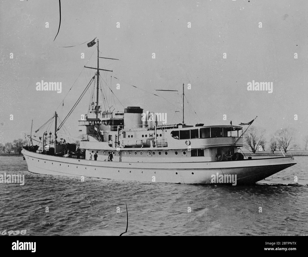 A warship for the army!. The new mine layer 'Ellery W Niles', said to ...