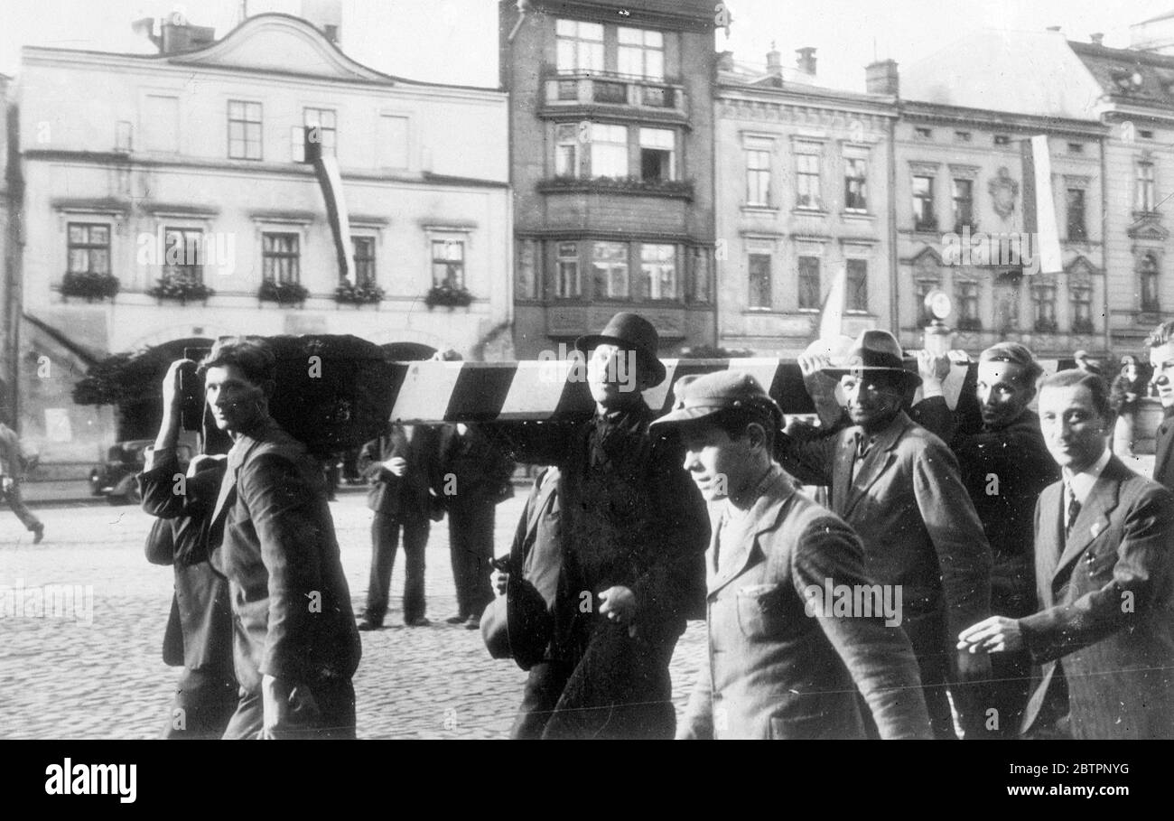 Poland takes over Teschen. A Polish army of occupation is now in ...