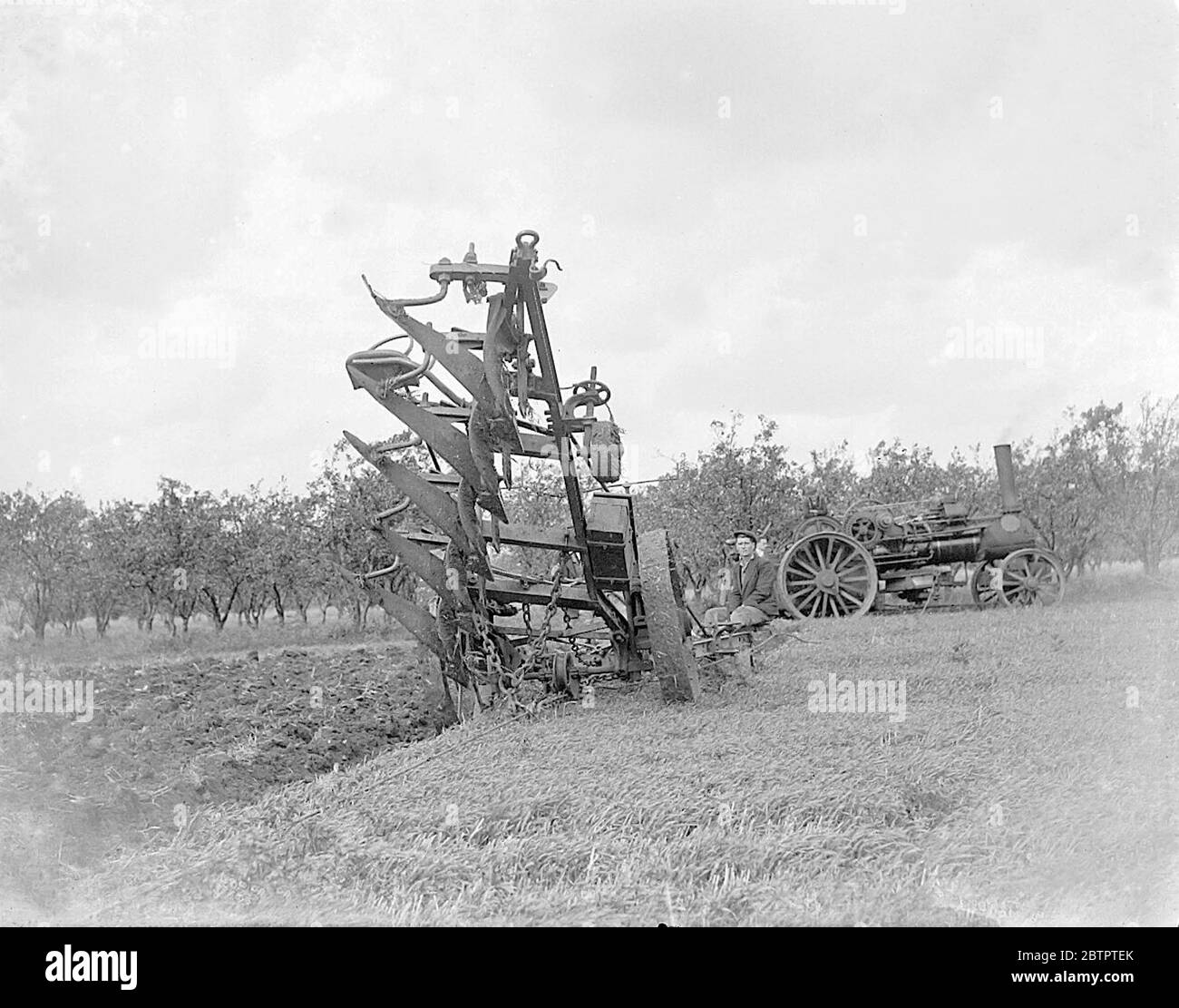 Steam tractor hi-res stock photography and images - Alamy