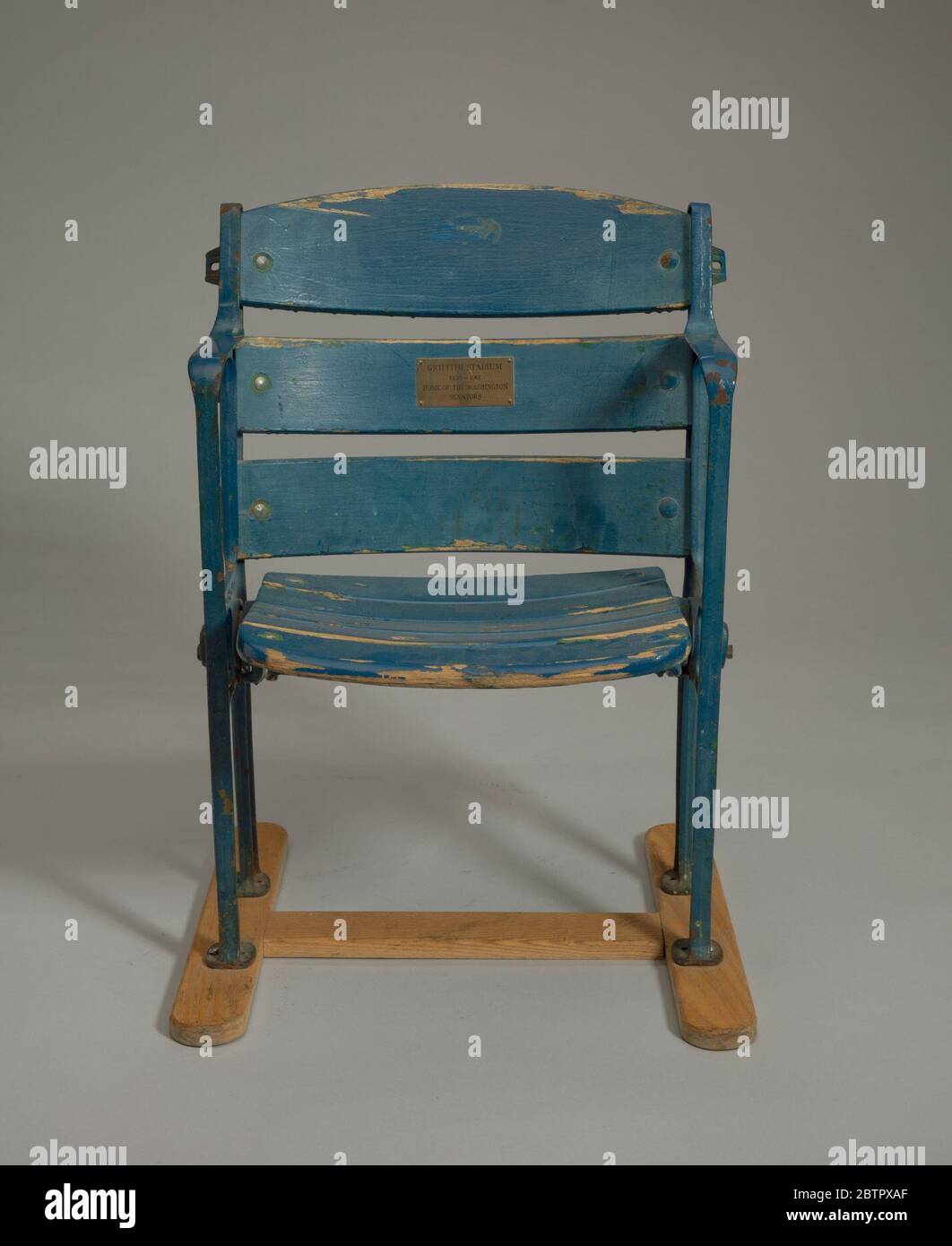 Underneath the stadium hi-res stock photography and images - Alamy