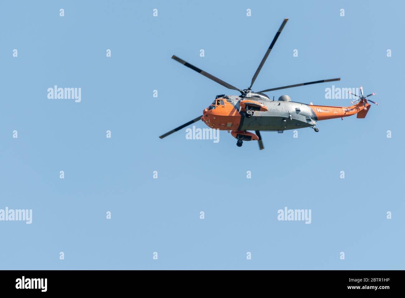 Studland, Dorset, UK. Wednesday 27 May 2020. The HeliOperations XV666 ...