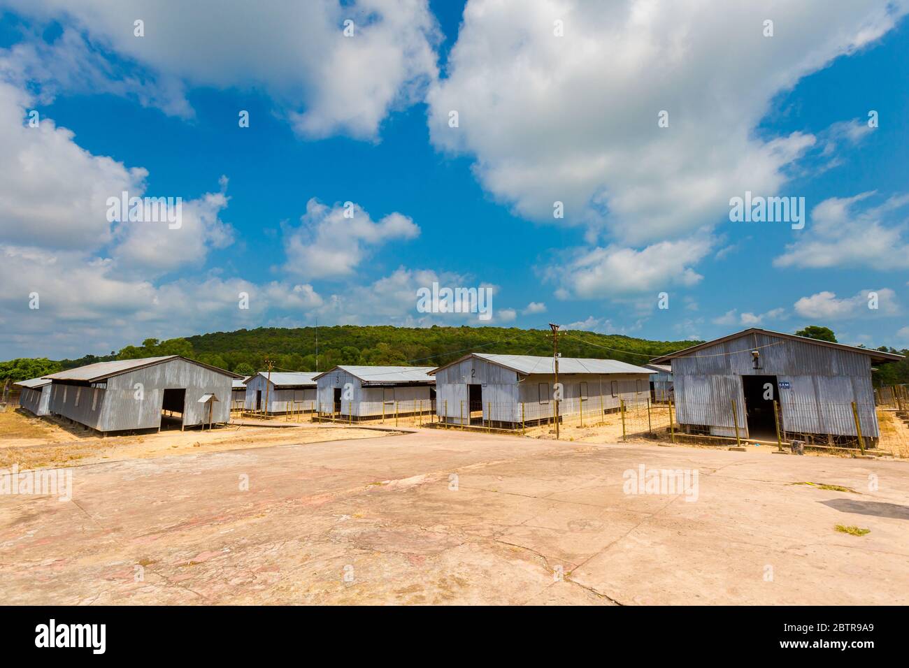 Scenes of civil war in Coconut tree prison on Phu Quoc island - An Thoi ...