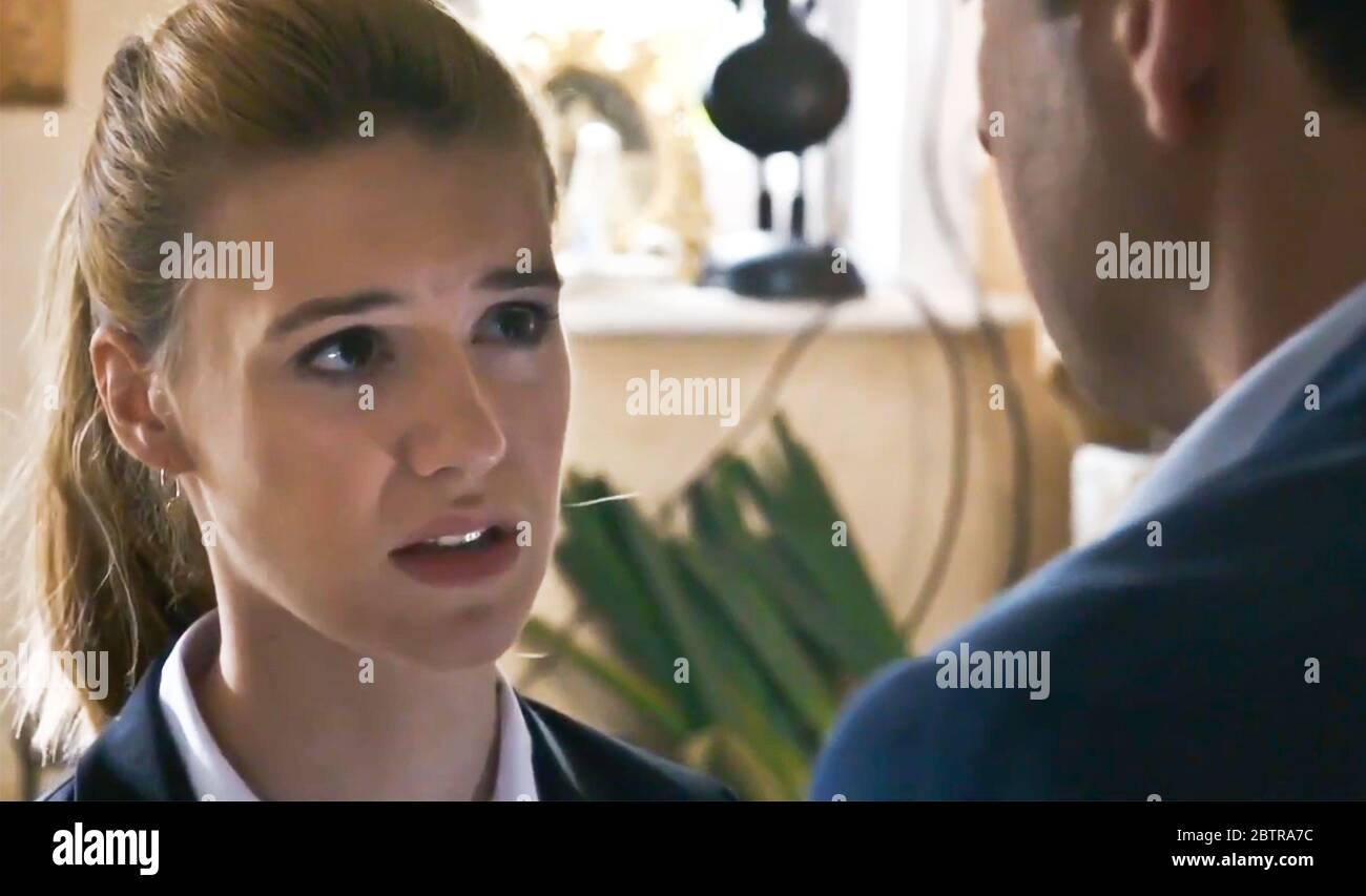 Dominic rowan hi-res stock photography and images - Alamy