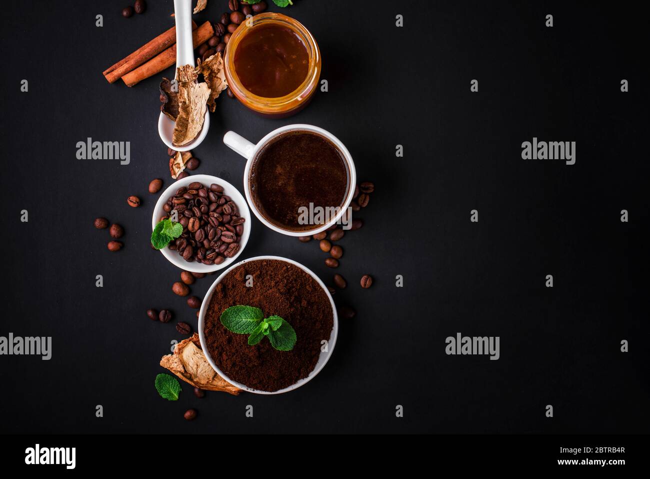 Mushroom Chaga Coffee Superfood Trend-dry and fresh mushrooms and ...