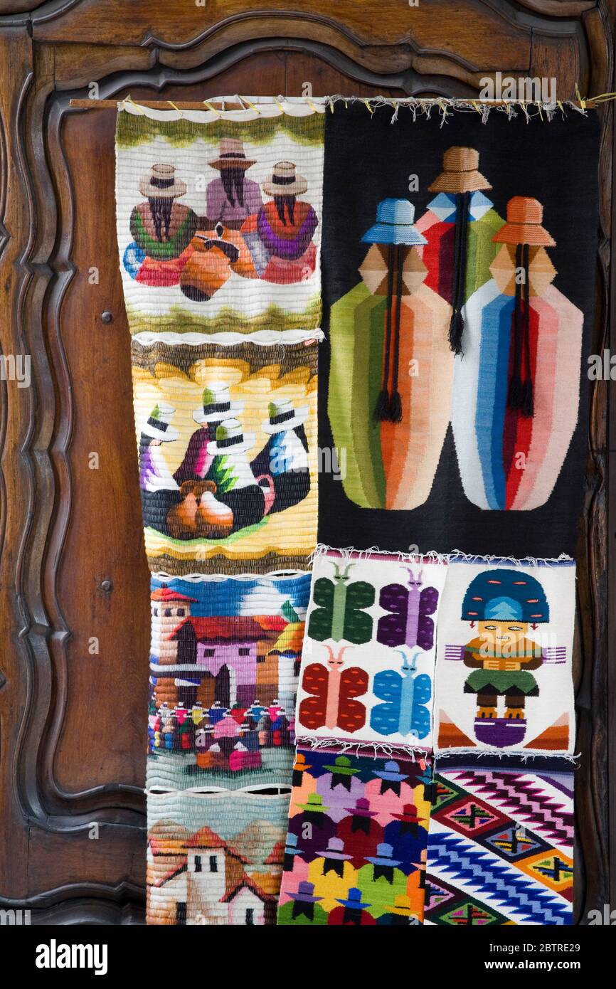 Peruvian crafts hi-res stock photography and images - Alamy