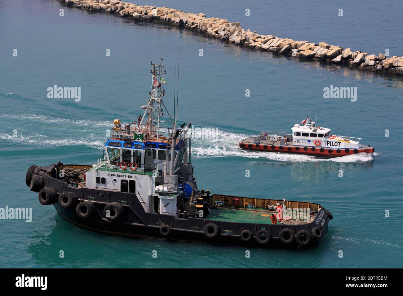 Tugboat,Port of Callao, Lima, Peru Stock Photo - Alamy