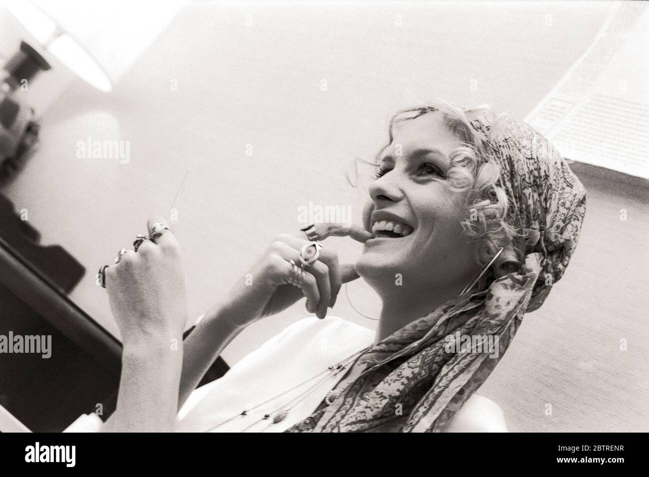 Twiggy 1960s hi-res stock photography and images - Alamy