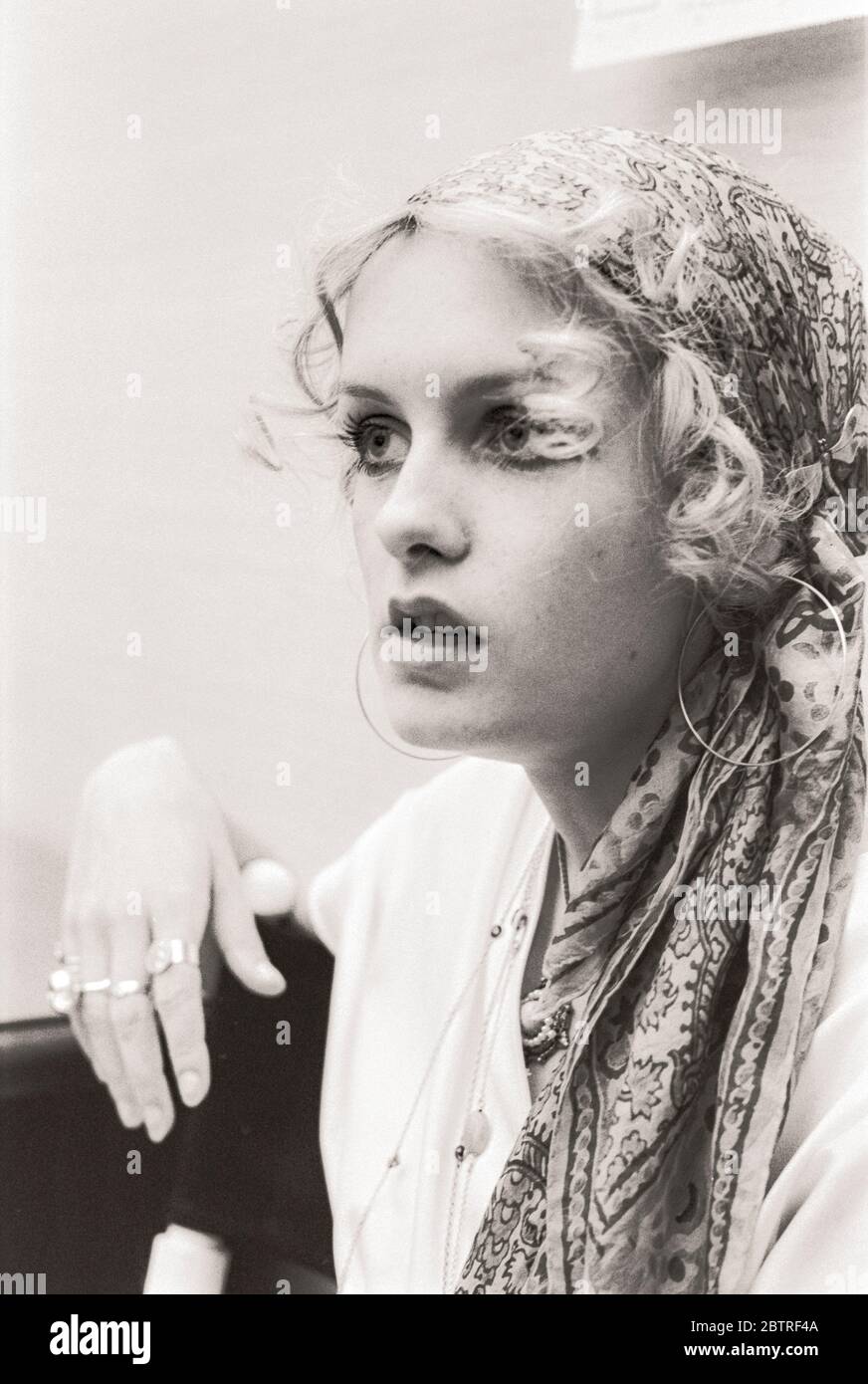 Twiggy model 1968 hi-res stock photography and images - Alamy