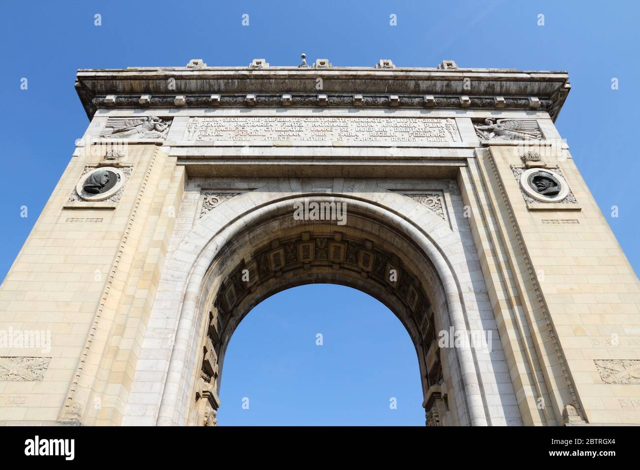 Arcul de triumf bucharest hi-res stock photography and images - Alamy