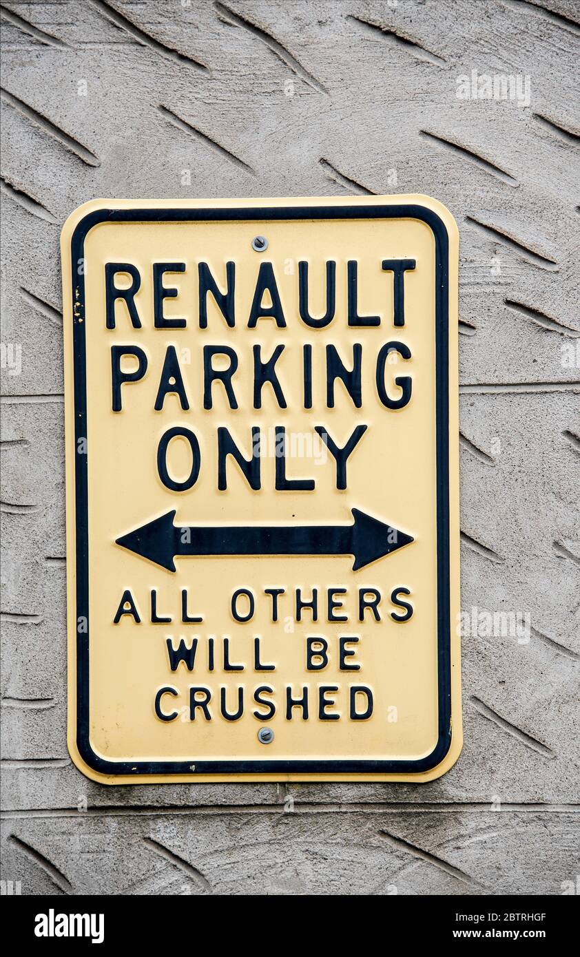 Funny no parking sign hi-res stock photography and images - Alamy