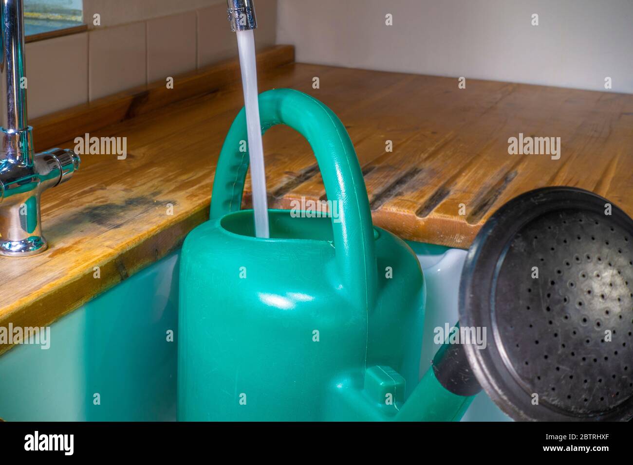 Water container with tap hi-res stock photography and images - Alamy