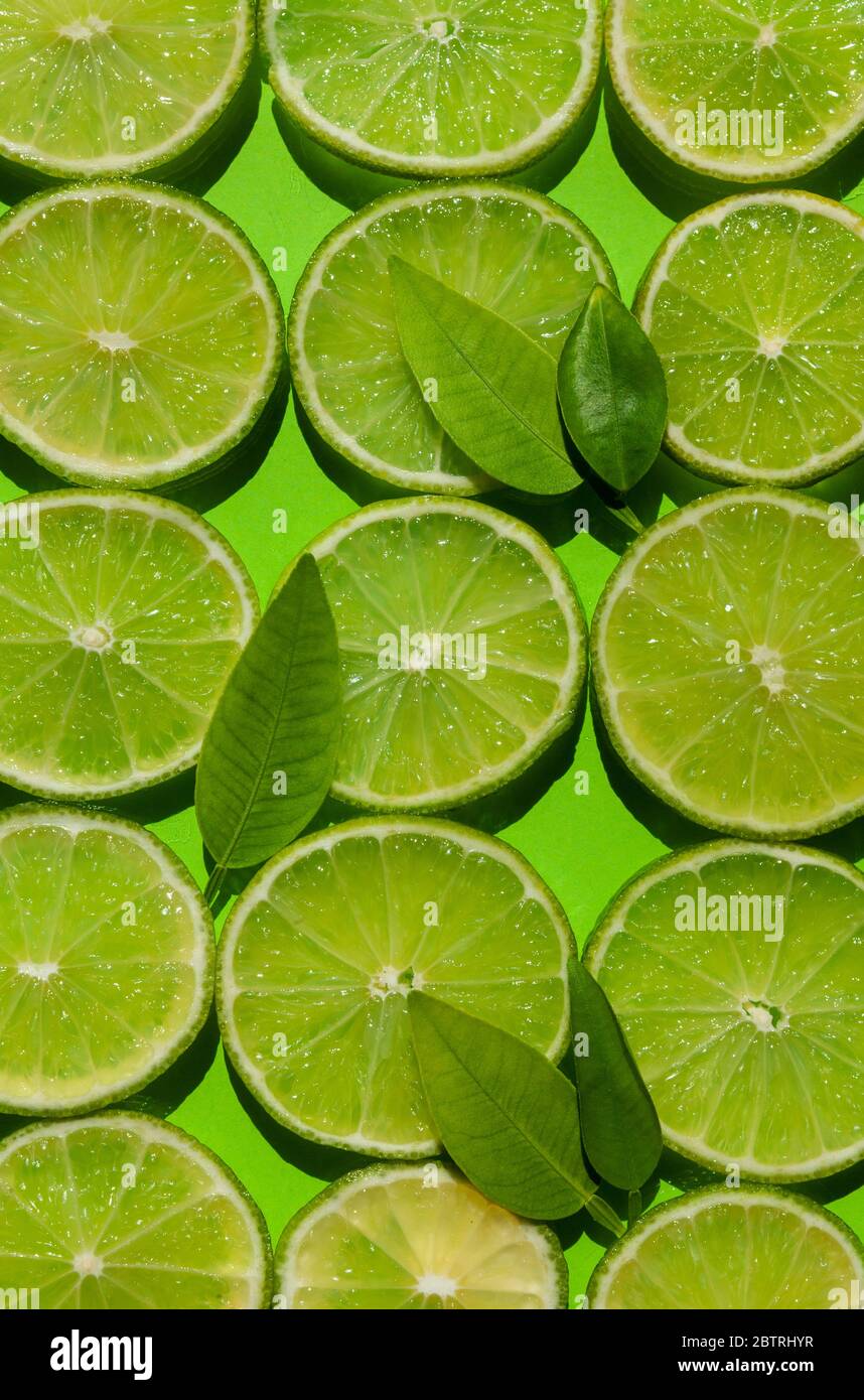 Lime slices background hi-res stock photography and images - Alamy