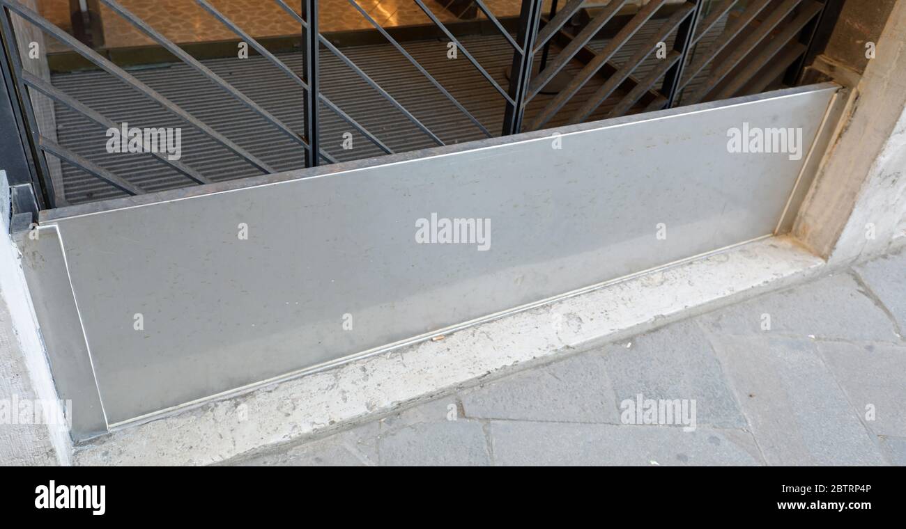 Bulkhead Bulkheads High Resolution Stock Photography and Images - Alamy