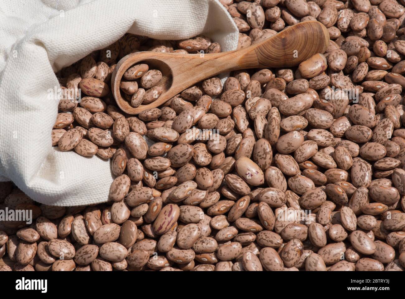 Pinto Bean with spoon Stock Photo - Alamy