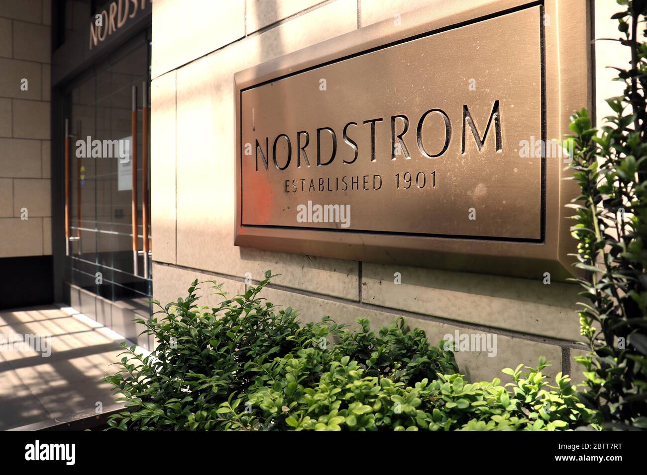Nordstrom sign hi-res stock photography and images - Alamy