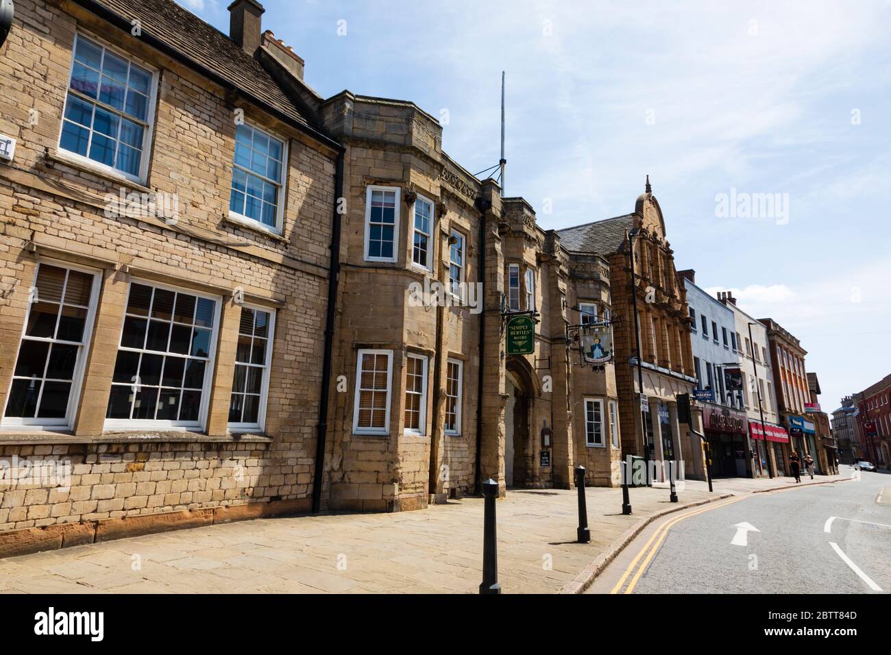 Old coaching inn hi-res stock photography and images - Alamy