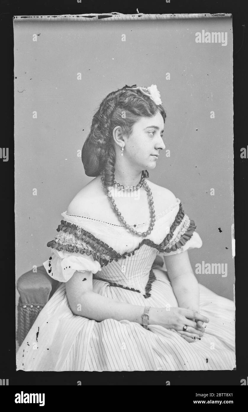 Anna lagrange hi-res stock photography and images - Alamy