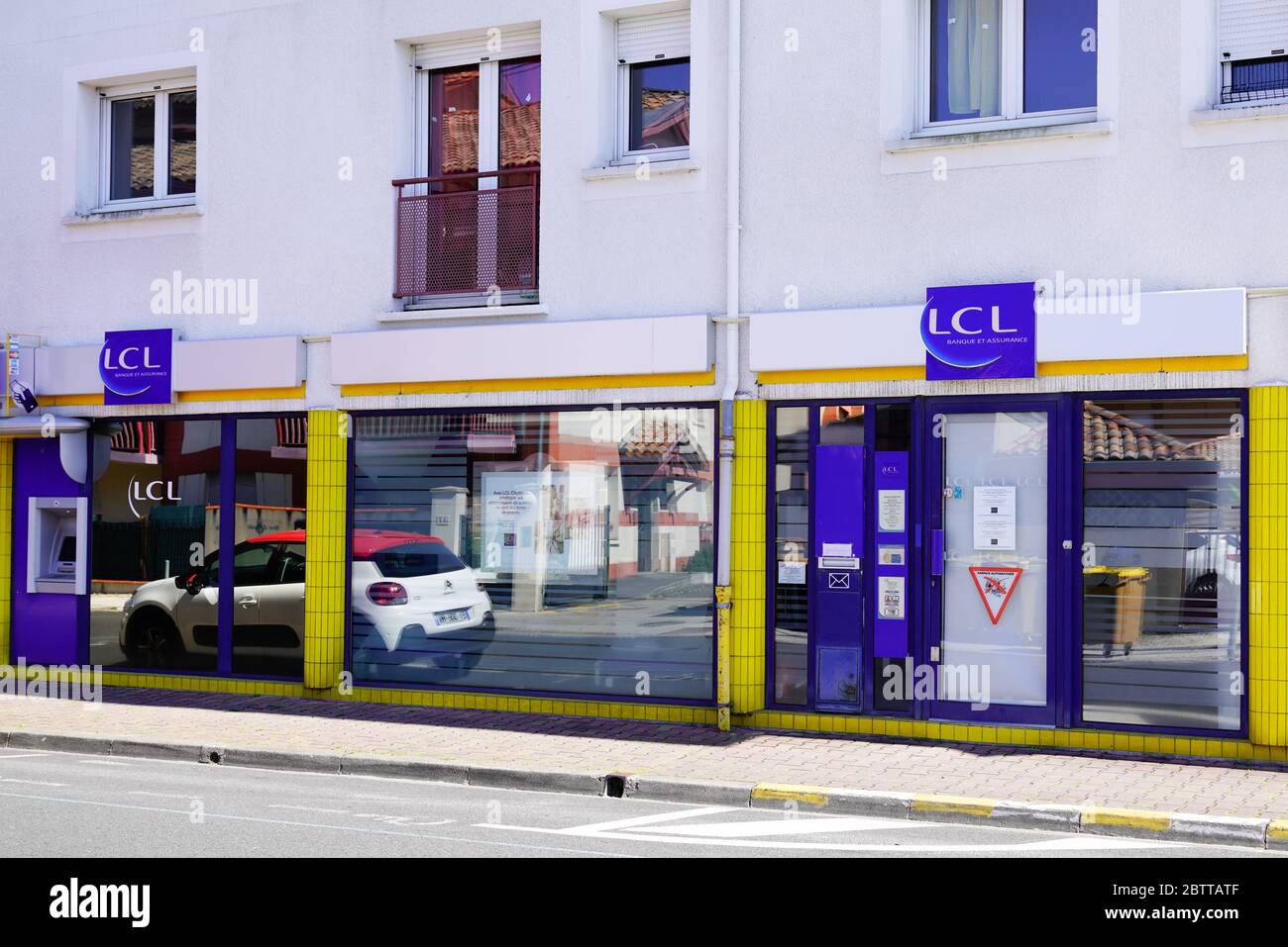 Lcl logo hi-res stock photography and images - Alamy