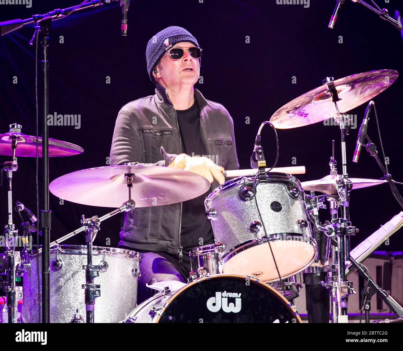 Drummer Shawn Pelton performs with The Cringe at Ryman Auditorium in ...