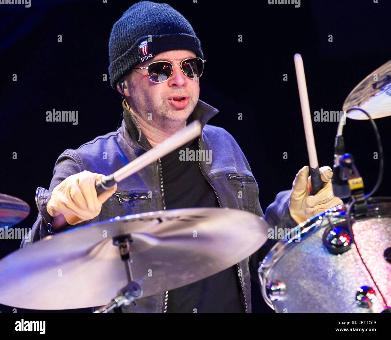 Drummer Shawn Pelton performs with The Cringe at Ryman Auditorium in ...